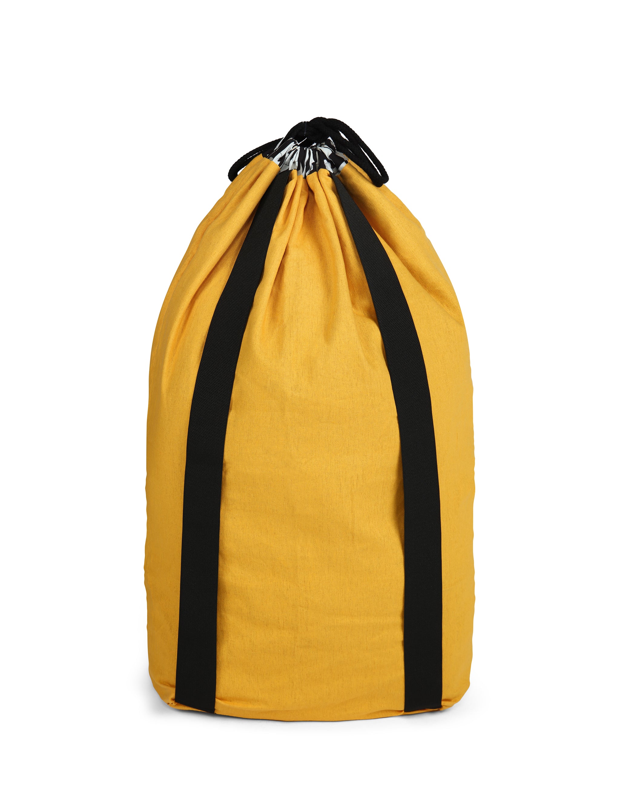 OLI x Balkanica Bag – Support the Campaign “Against the Cold”