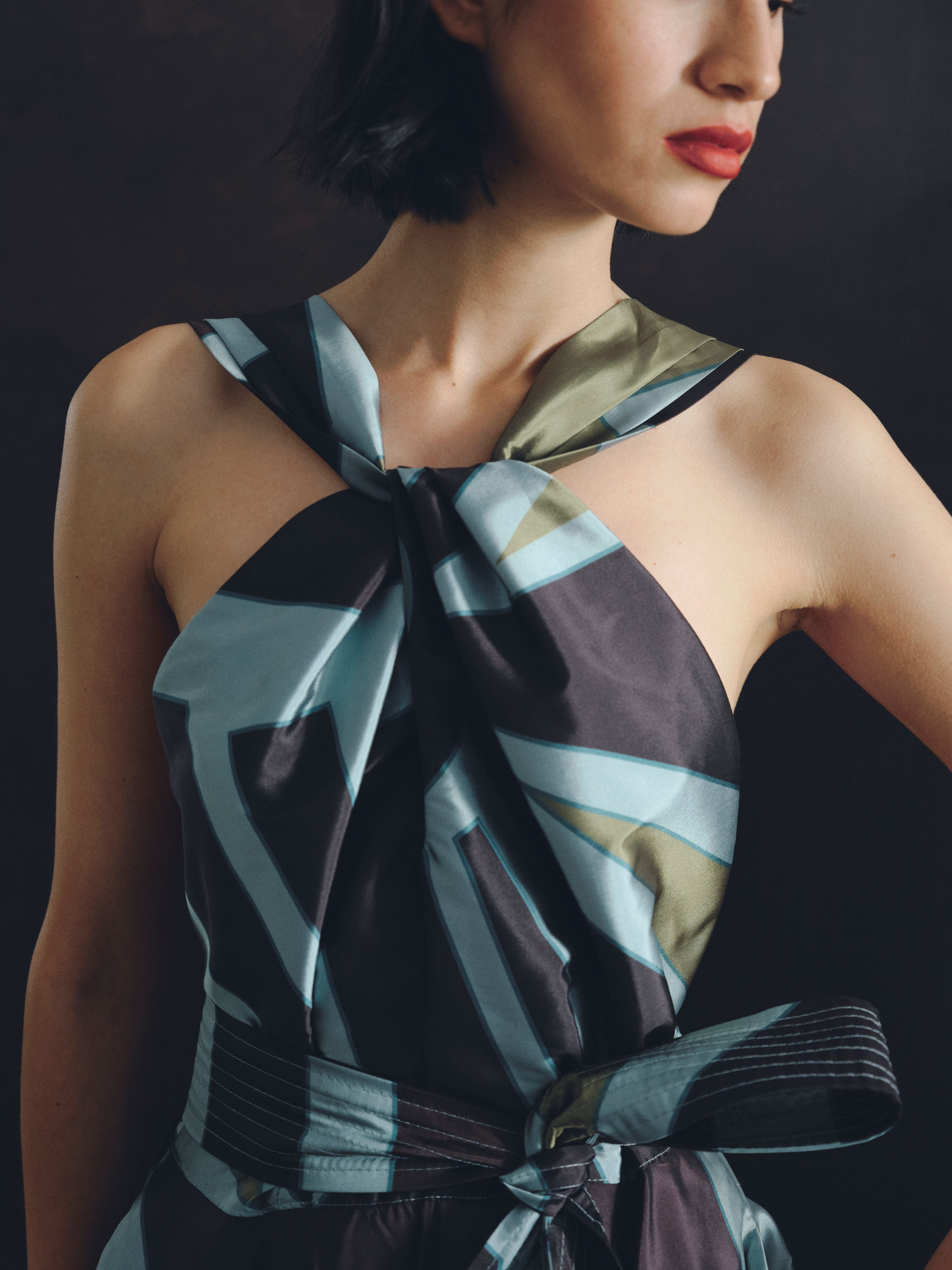 Lady of the Night Big Ray Dress – Balkanica